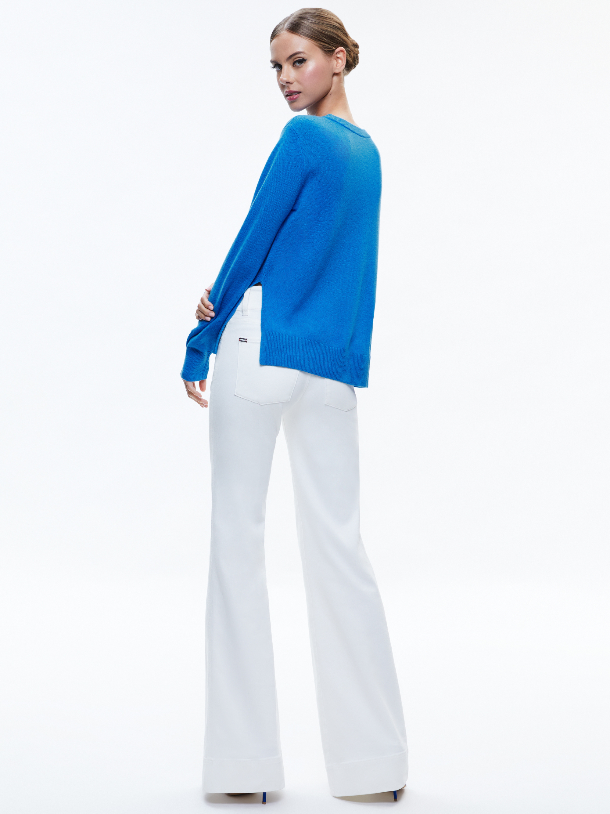 Angie Pullover In French Blue | Alice + Olivia