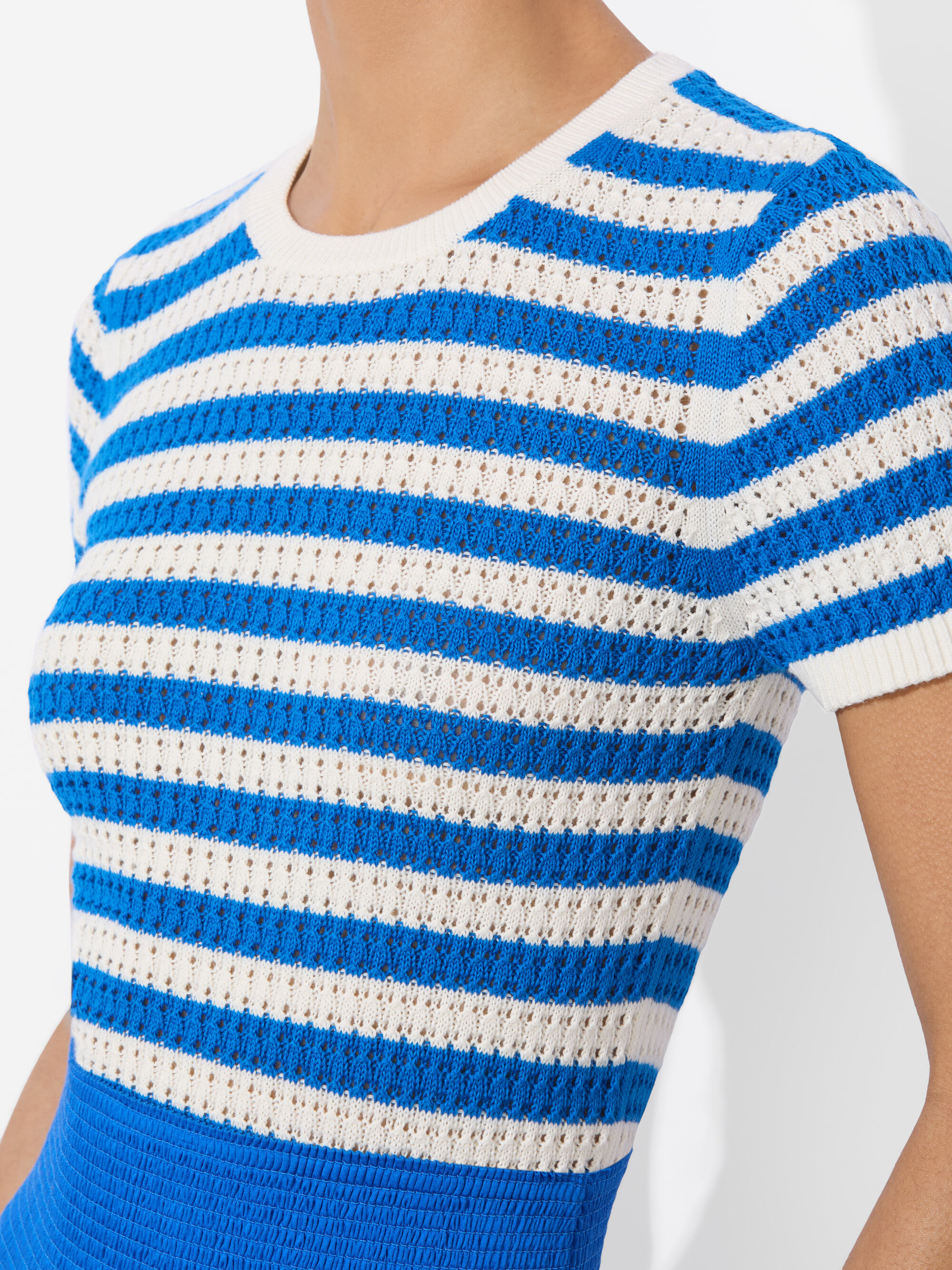 CIARA PULLOVER in SOFT WHITE/TRUE BLUE | ALICE + OLIVIA