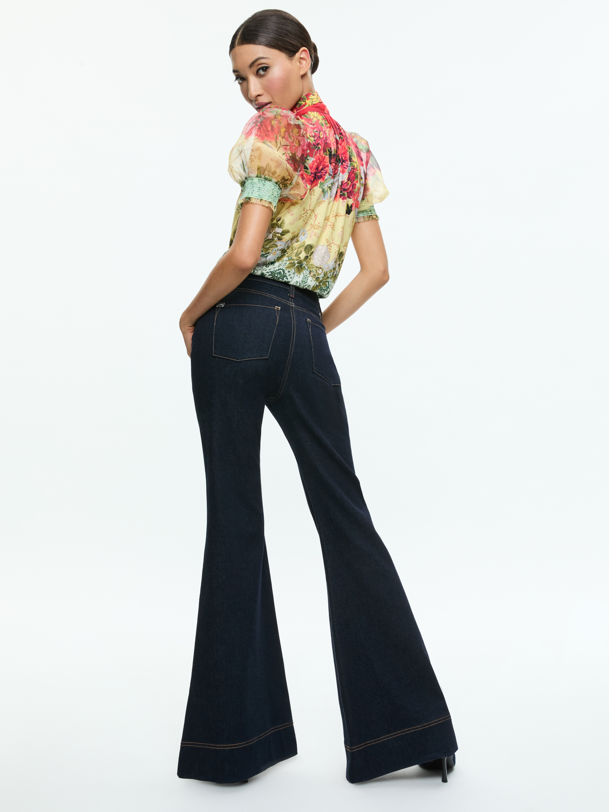 Brentley Blouse In Oakley | Alice + Olivia