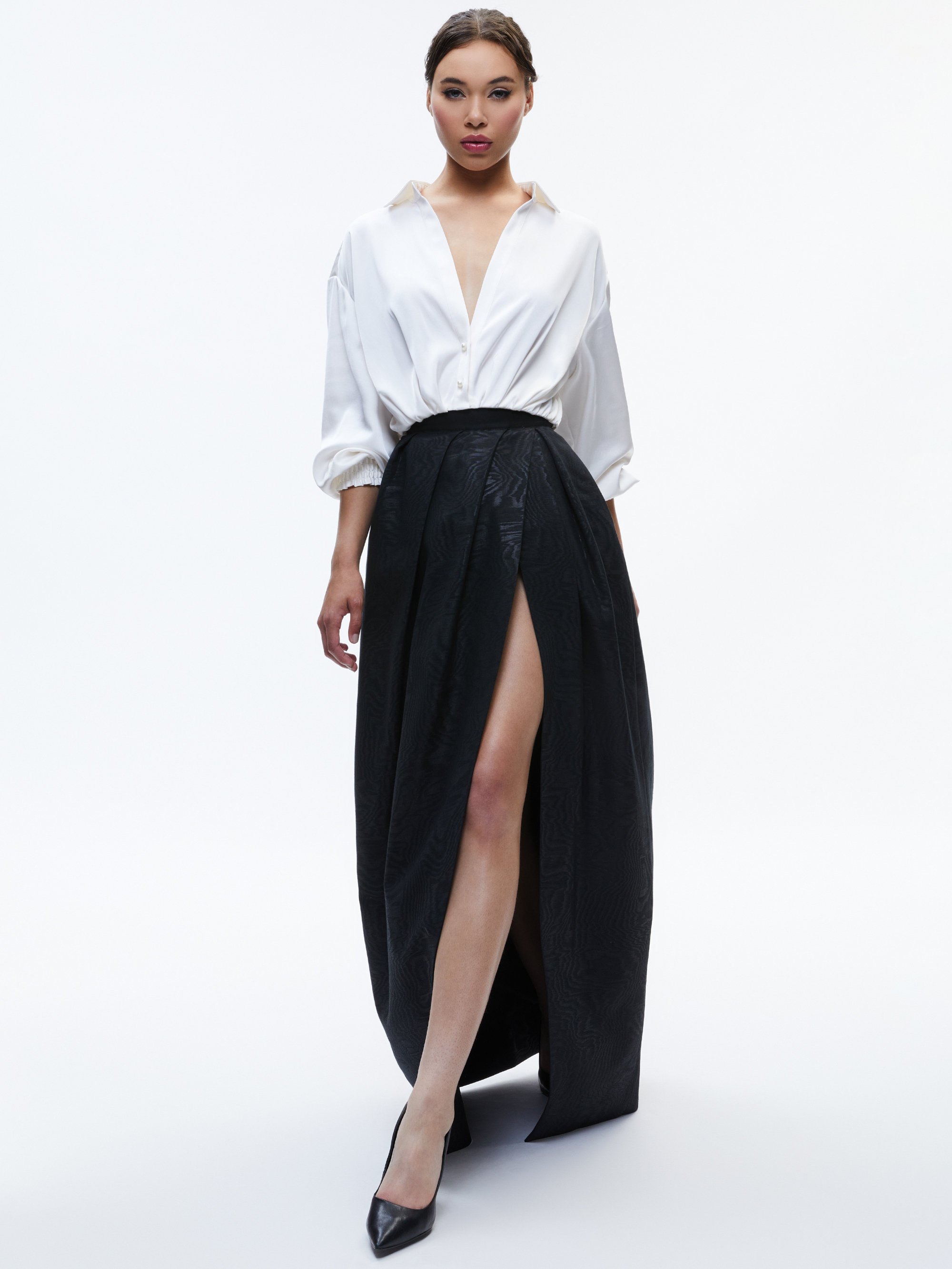 Margarite Pleated Ballgown Skirt In Black | Alice + Olivia