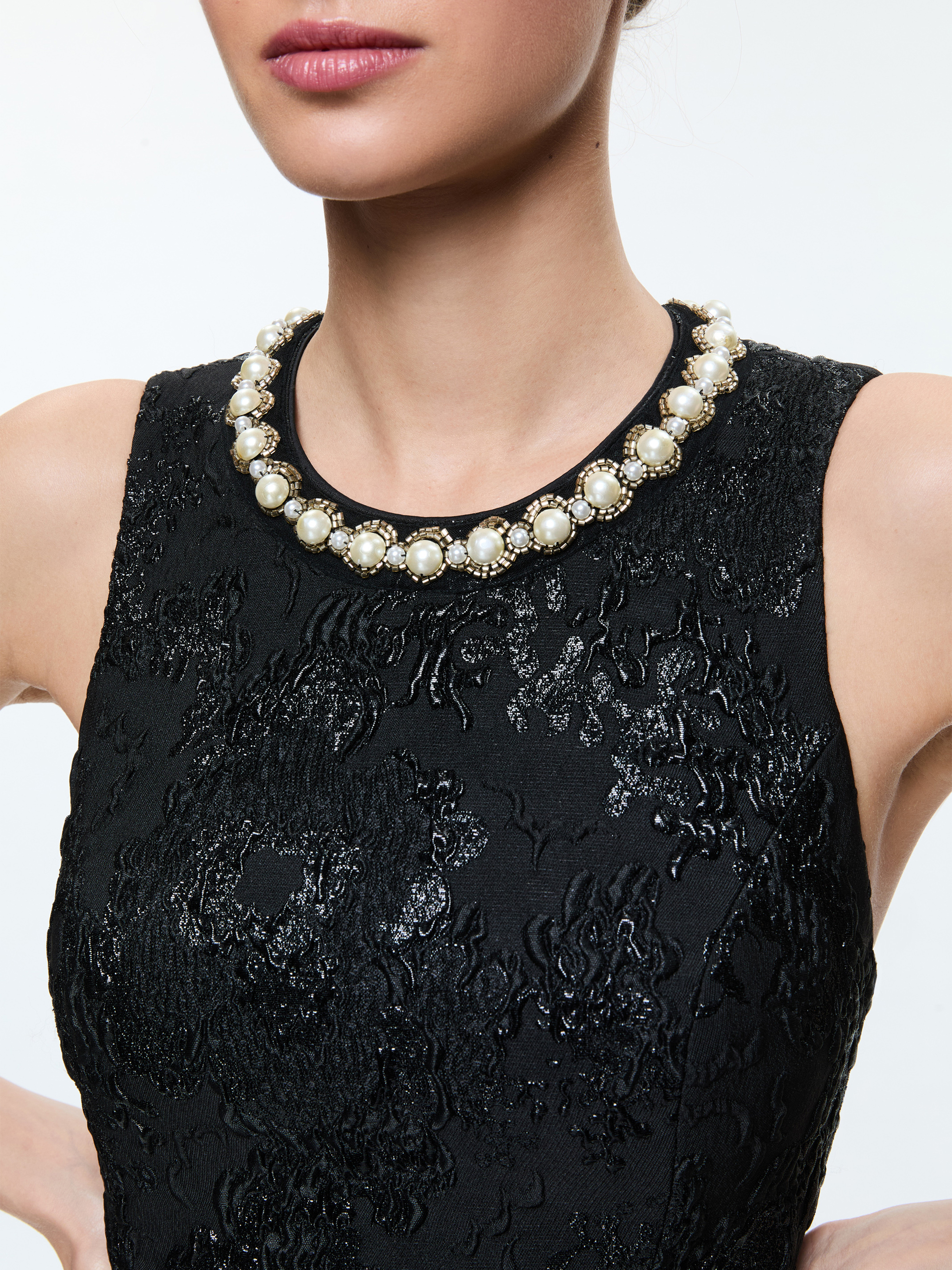 Alistair Mini Gown In Black | Alice + Olivia
