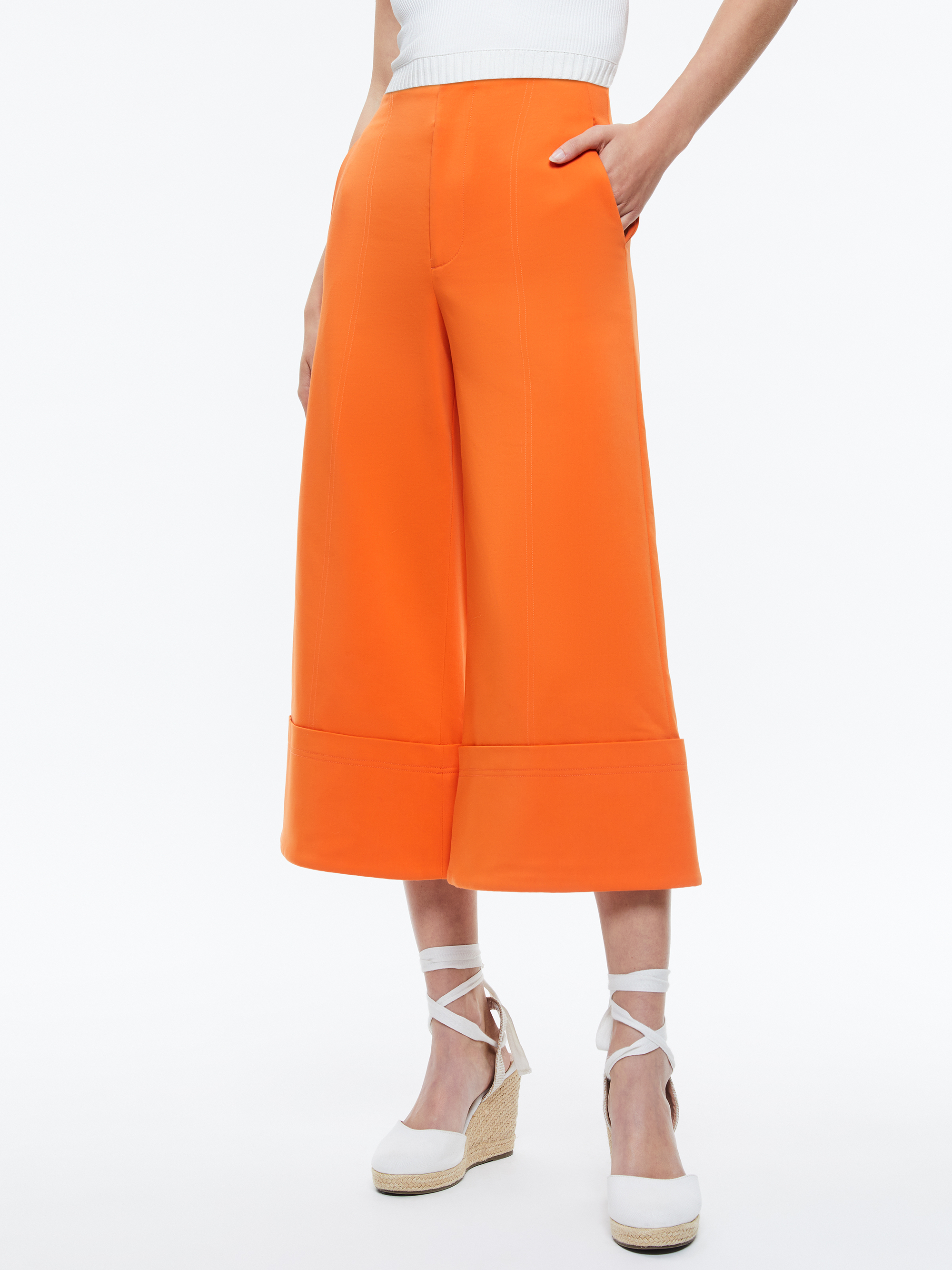 Andra Wide Leg Cropped Cuff Pant In Light Mango | Alice + Olivia