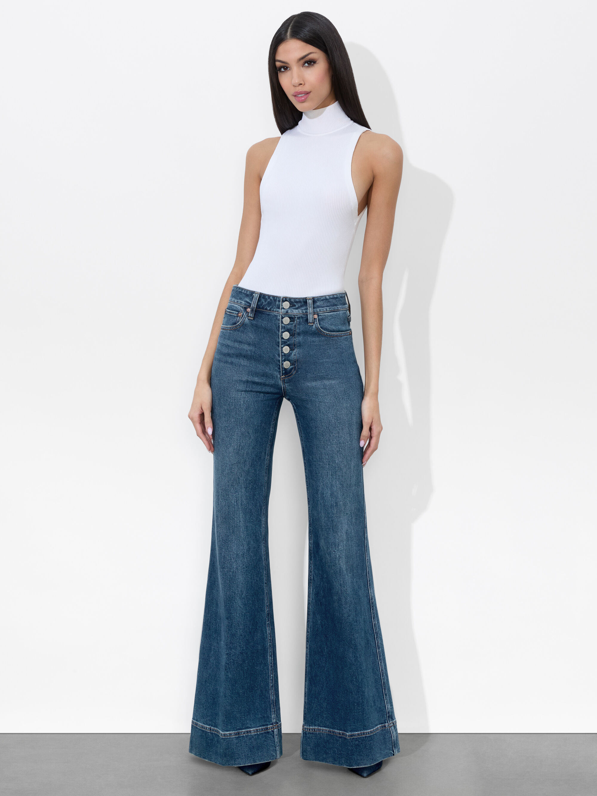 MISSA EXPOSED BUTTON JEAN in LOLA BLUE | ALICE + OLIVIA