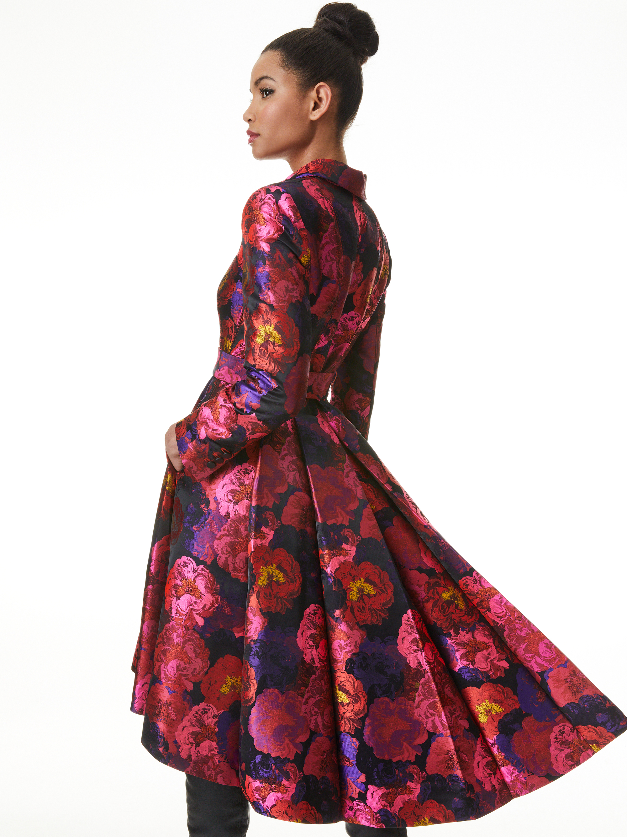 Bain Floral High Low Coat In Black/multi | Alice + Olivia