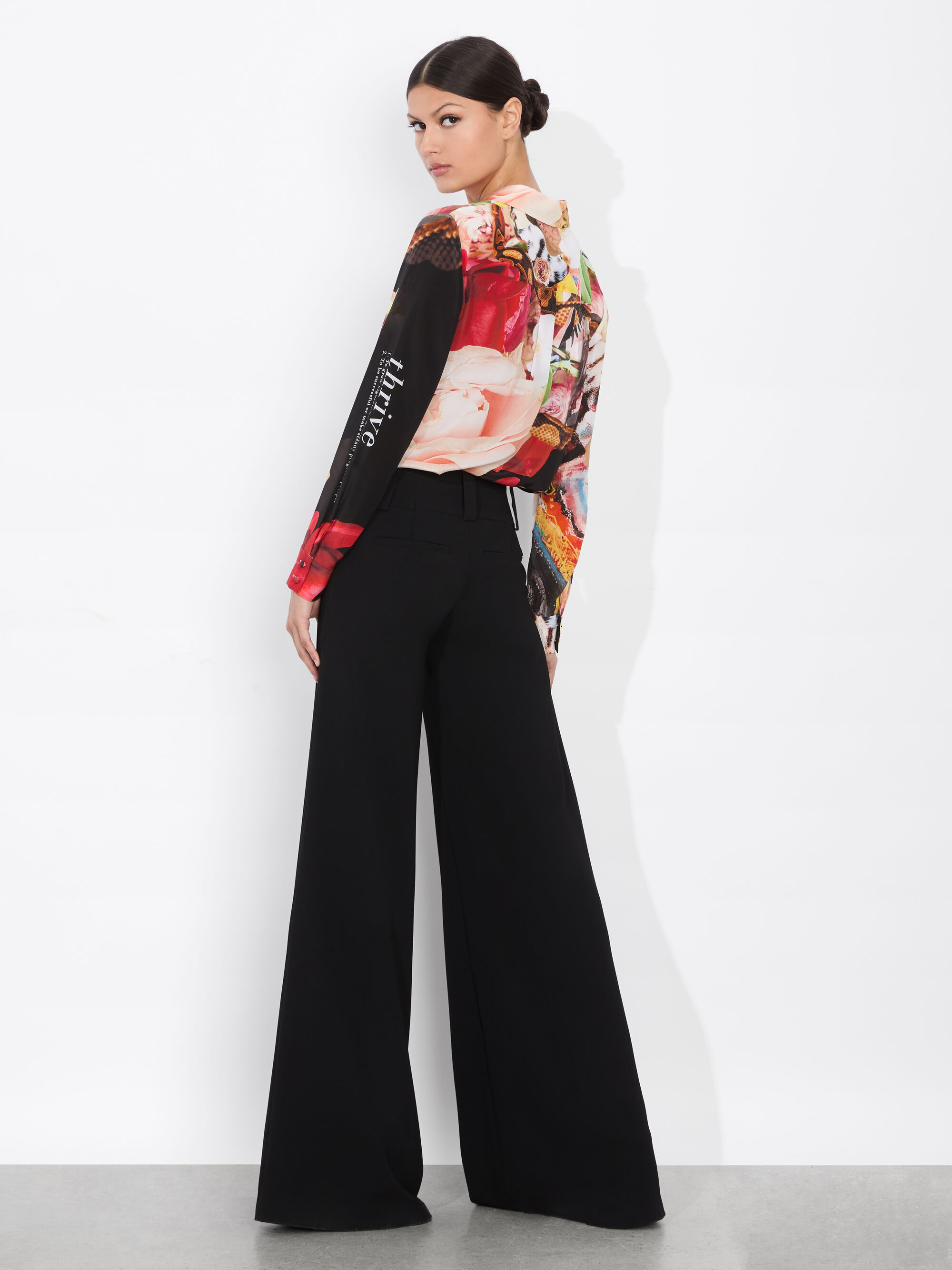 A+O x KELLY DABBAH WILLA PLACKET TOP in THRIVE | ALICE + OLIVIA