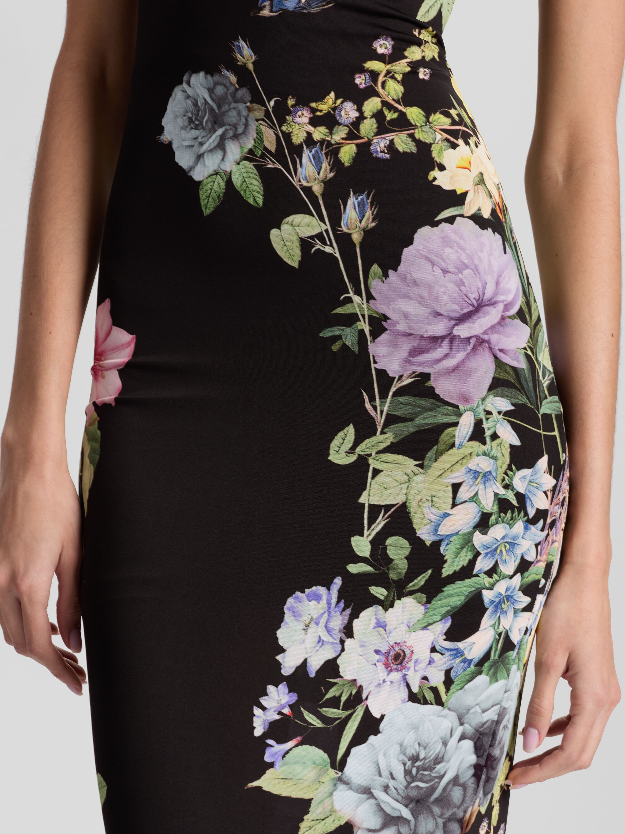 FIFI MAXI DRESS in VENUS FLORAL | ALICE + OLIVIA