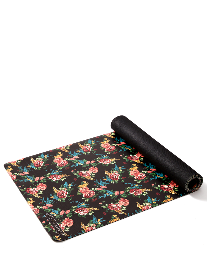 Gloria Yoga Mat In Floral Express Sm Black | Alice + Olivia