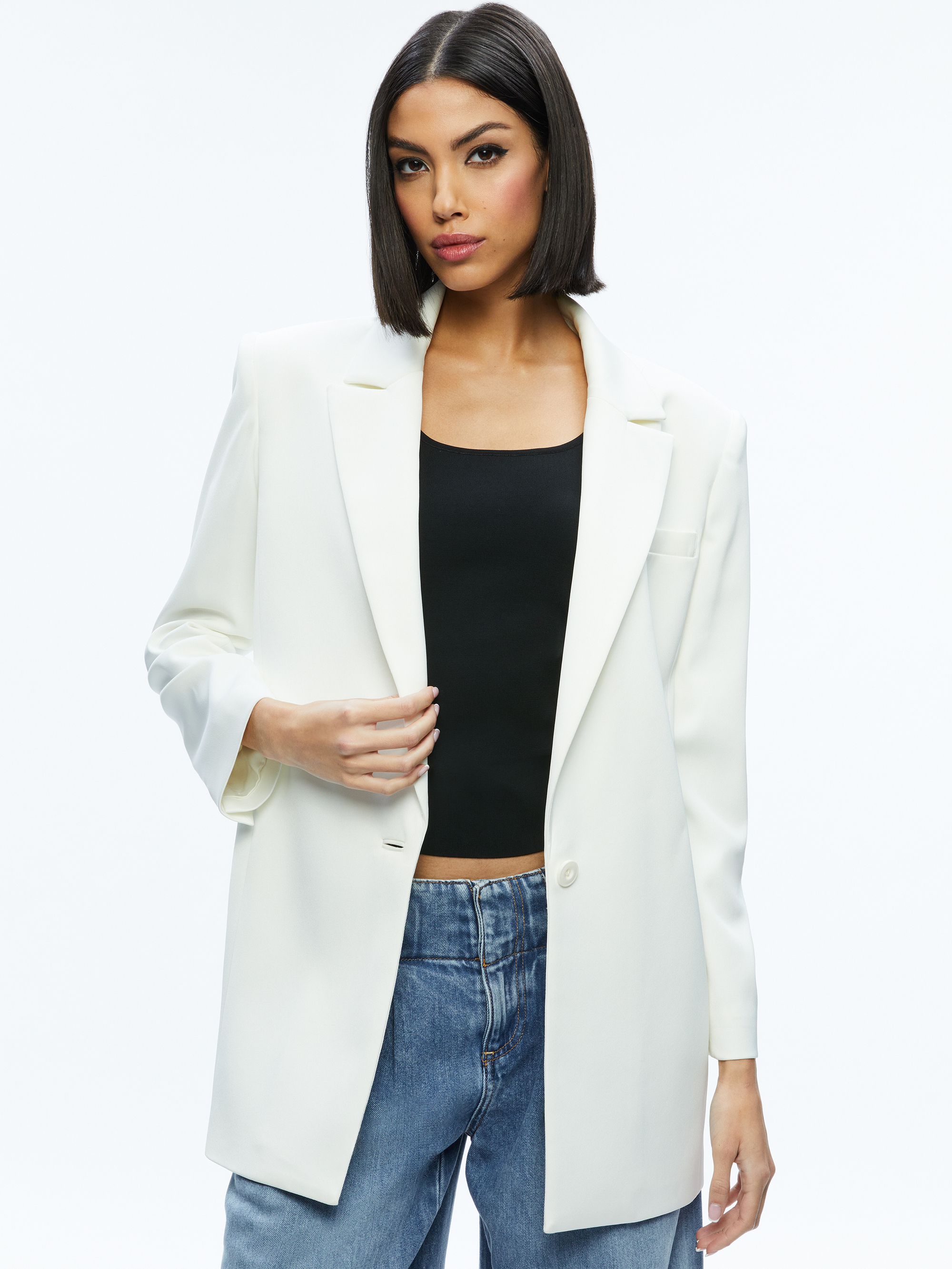 Colley Oversized Blazer In Off White | Alice + Olivia