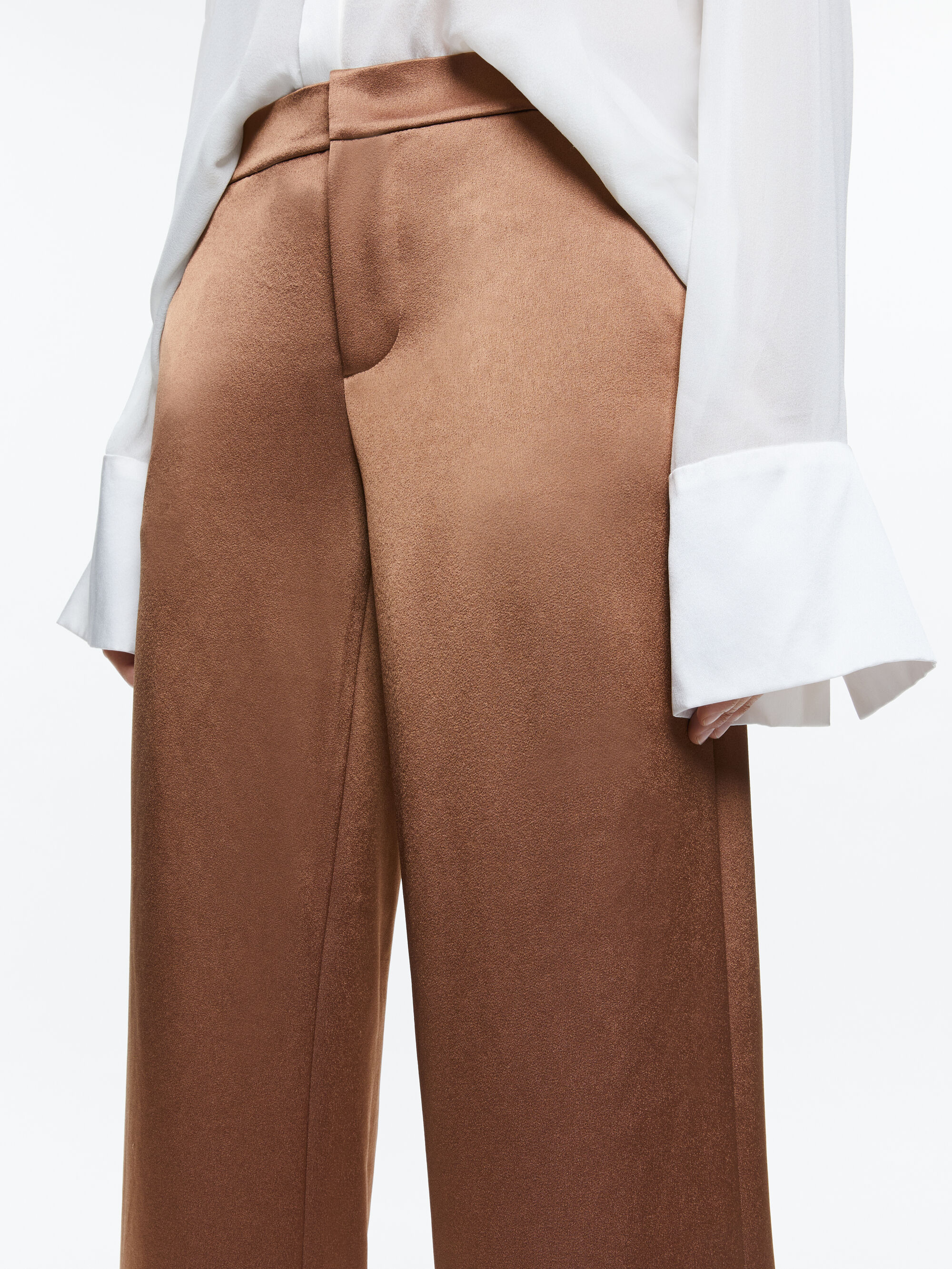 CALVIN TROUSER in CAMEL | ALICE + OLIVIA