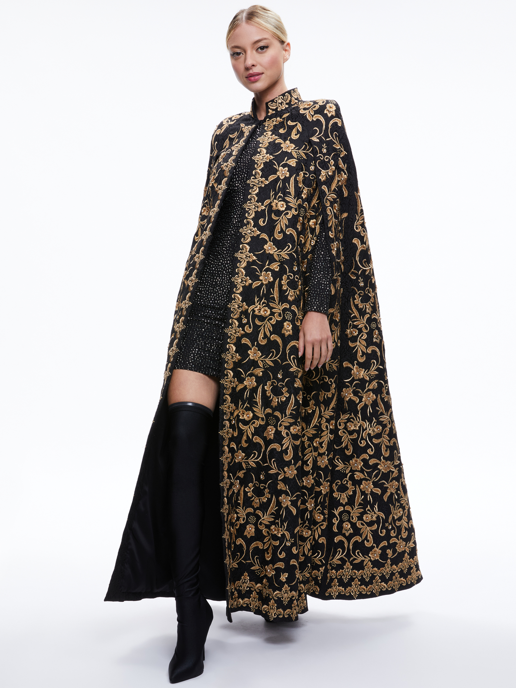 Soila Collared Maxi Cape In Black/brass | Alice + Olivia