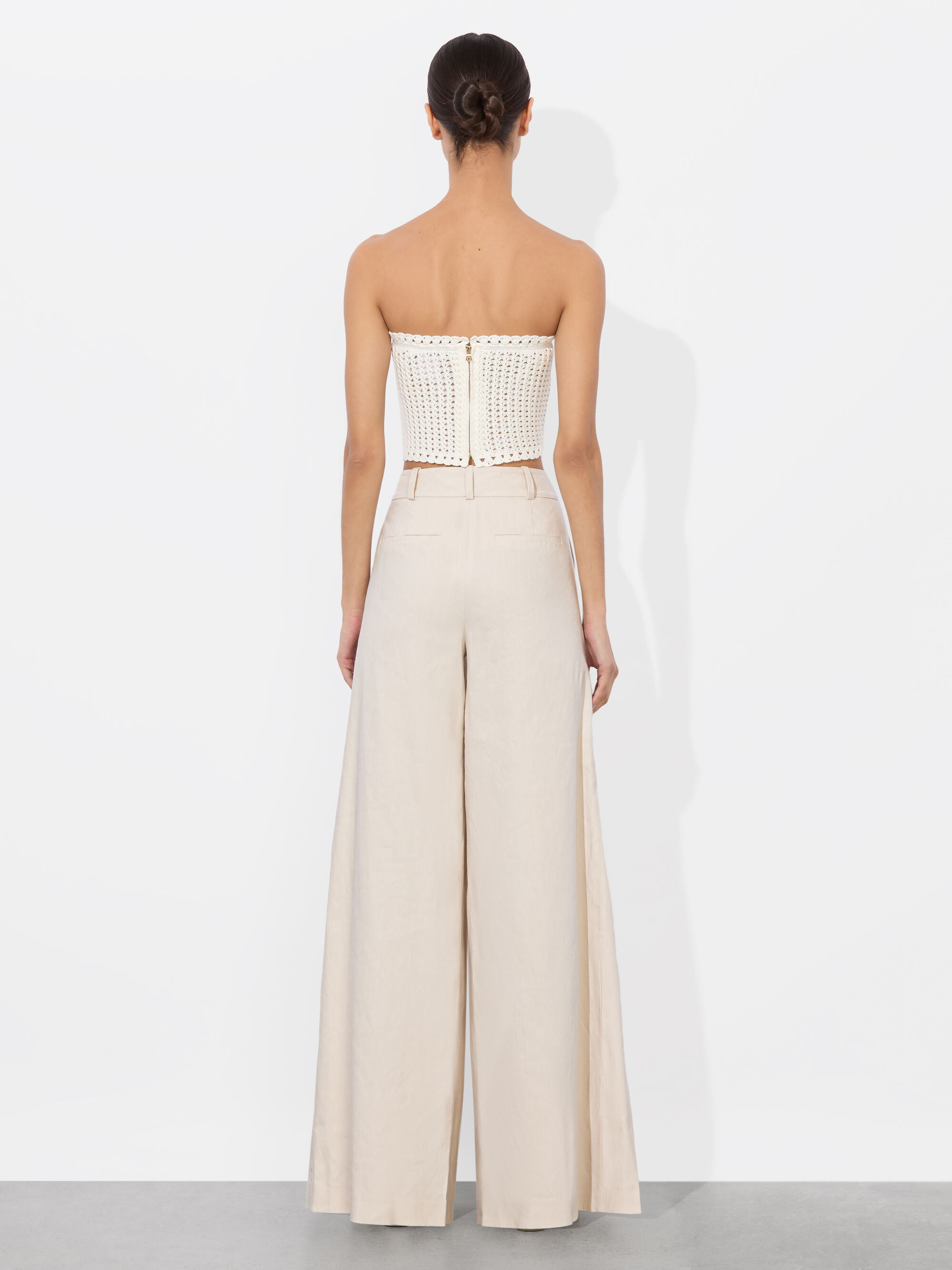 ALISON TUBE TOP in SOFT WHITE | ALICE + OLIVIA