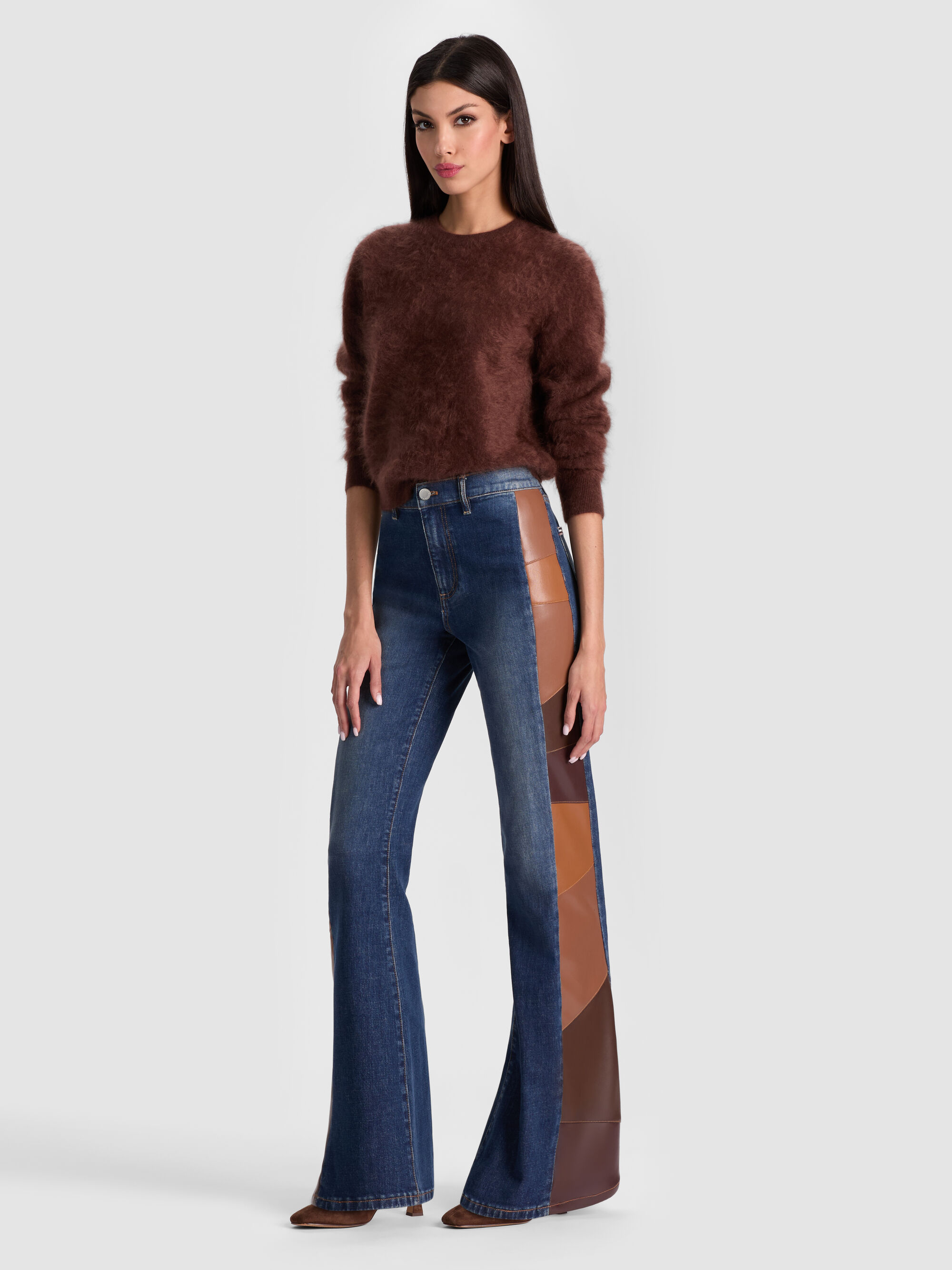 CAROLEE CASHMERE PULLOVER in DARK CHOCOLATE | ALICE + OLIVIA