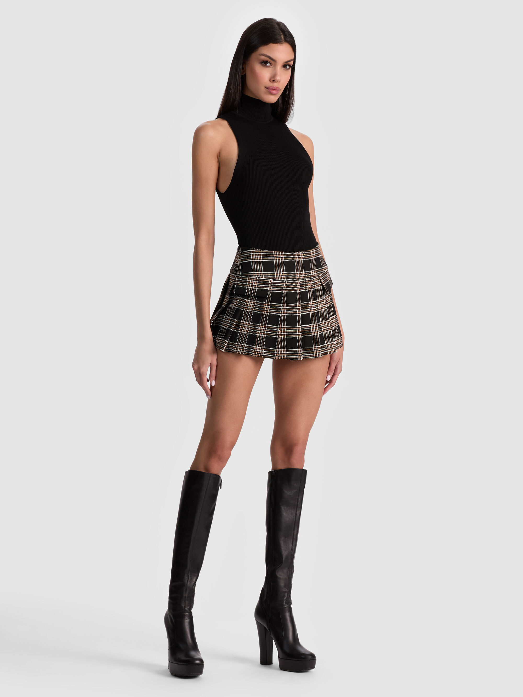 SABRINA MINI SKORT in BLACK/MULTI | ALICE + OLIVIA