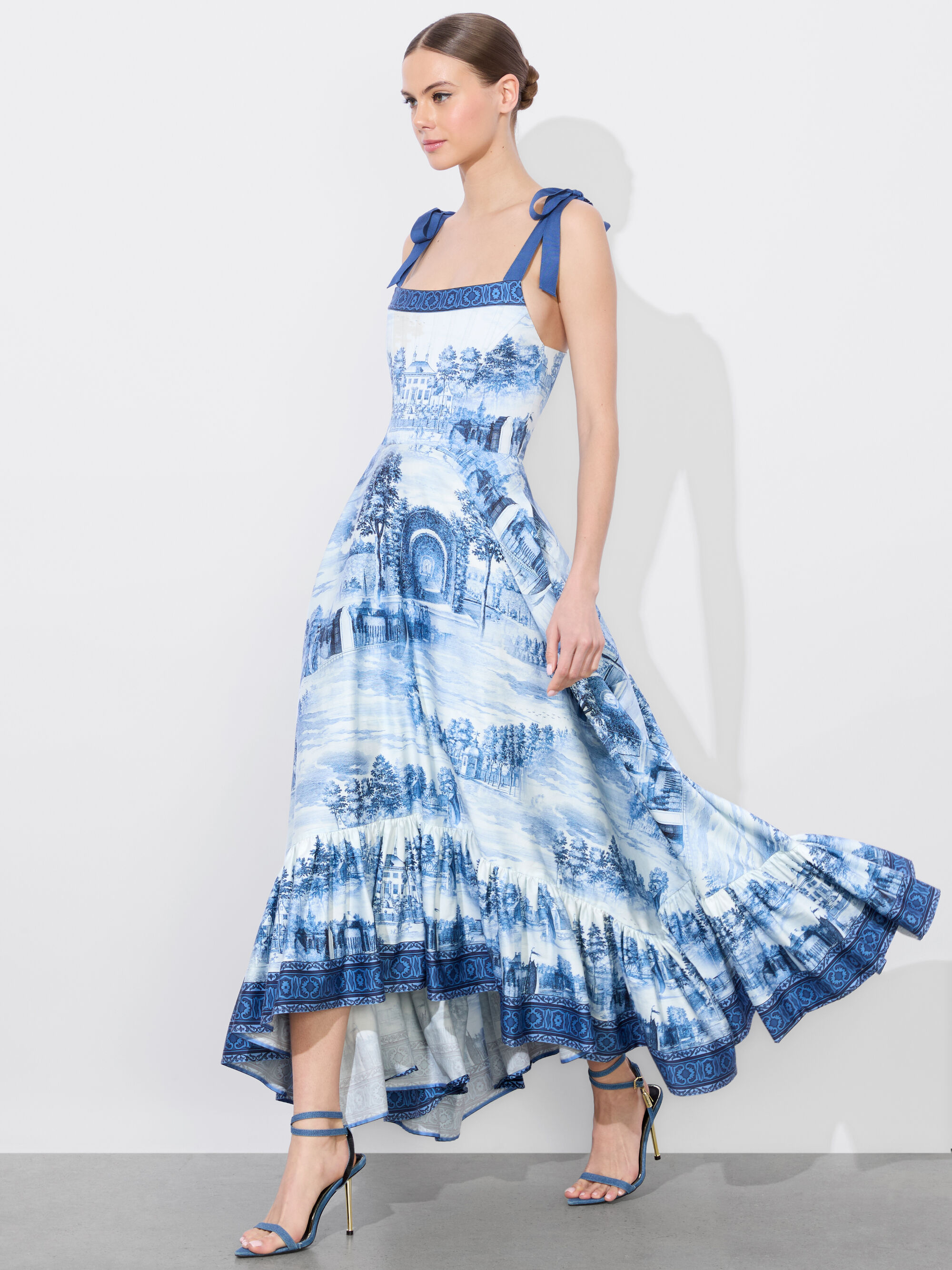 ROSALEE MAXI DRESS in CHATEAU | ALICE + OLIVIA