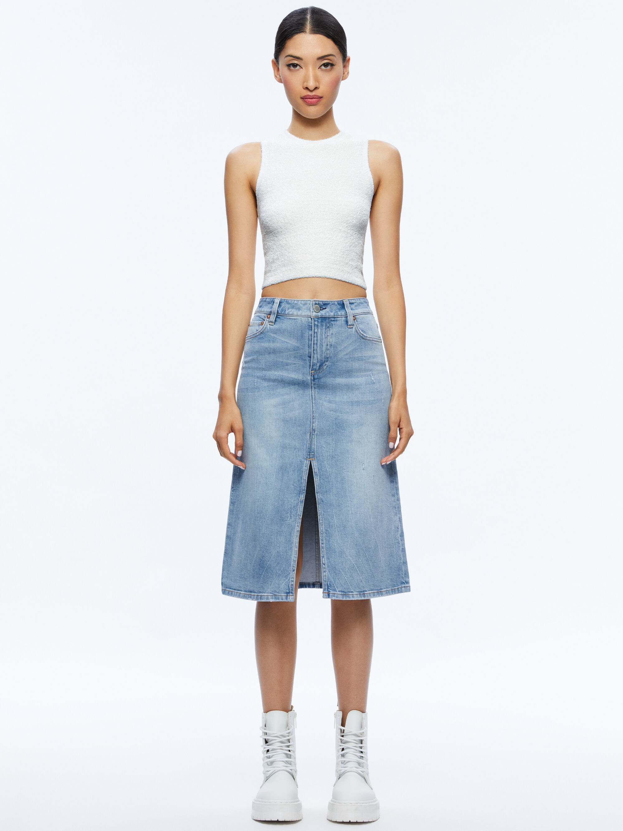 AMITY SLEEVELESS CROPPED TANK in SOFT WHITE | ALICE + OLIVIA