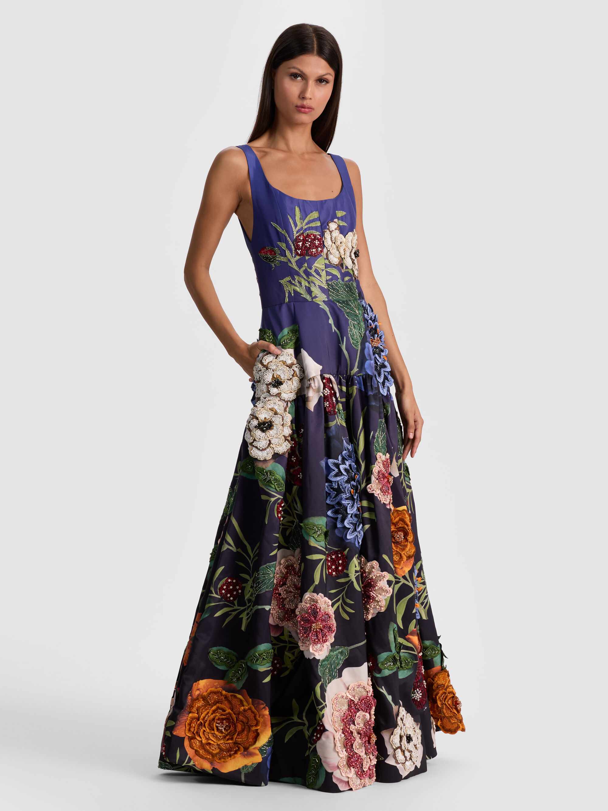MAXINE EMBELLISHED GOWN in MAGIC GARDEN GRADIENT | ALICE + OLIVIA