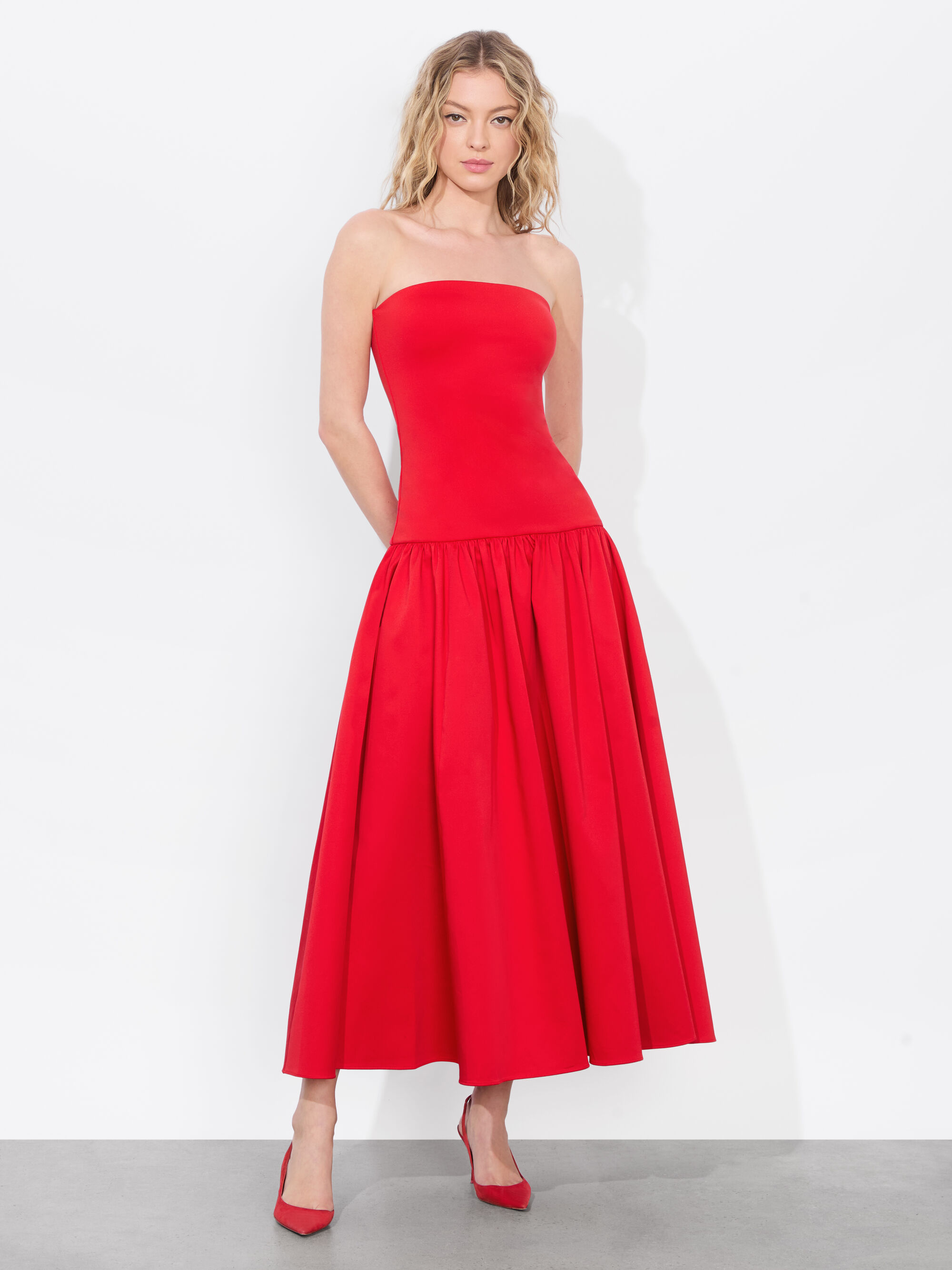 Oriana Drop Waist Midi Dress In Bright Ruby | Alice + Olivia