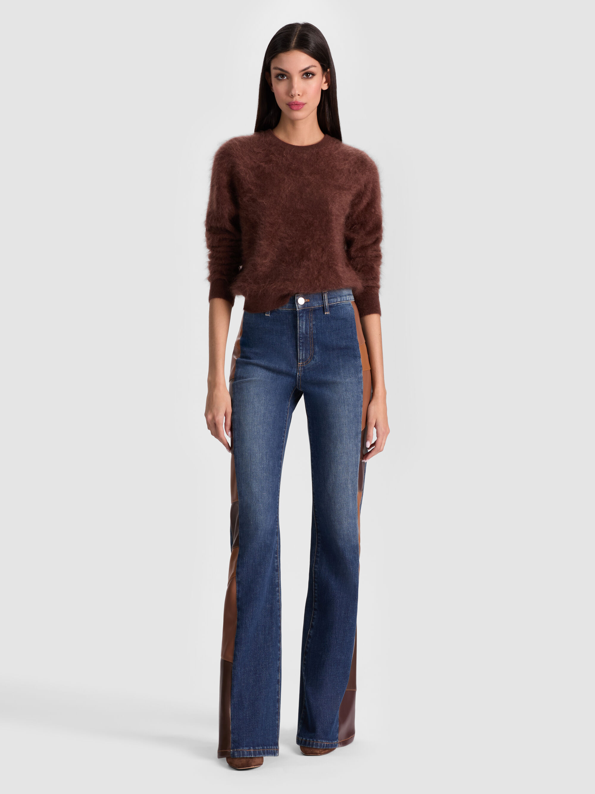 CAROLEE CASHMERE PULLOVER in DARK CHOCOLATE | ALICE + OLIVIA
