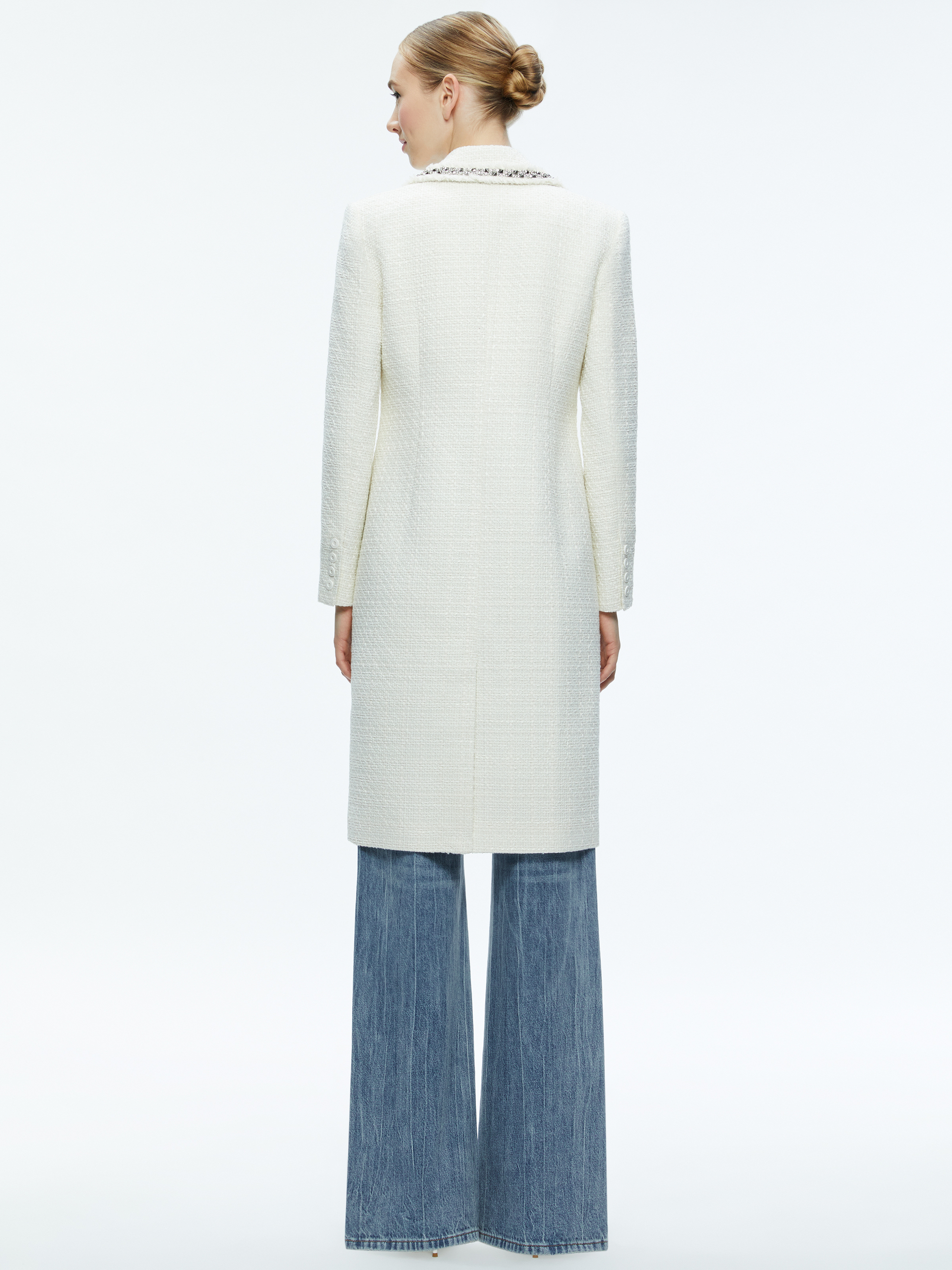 Bret Long Blazer In Off White | Alice + Olivia