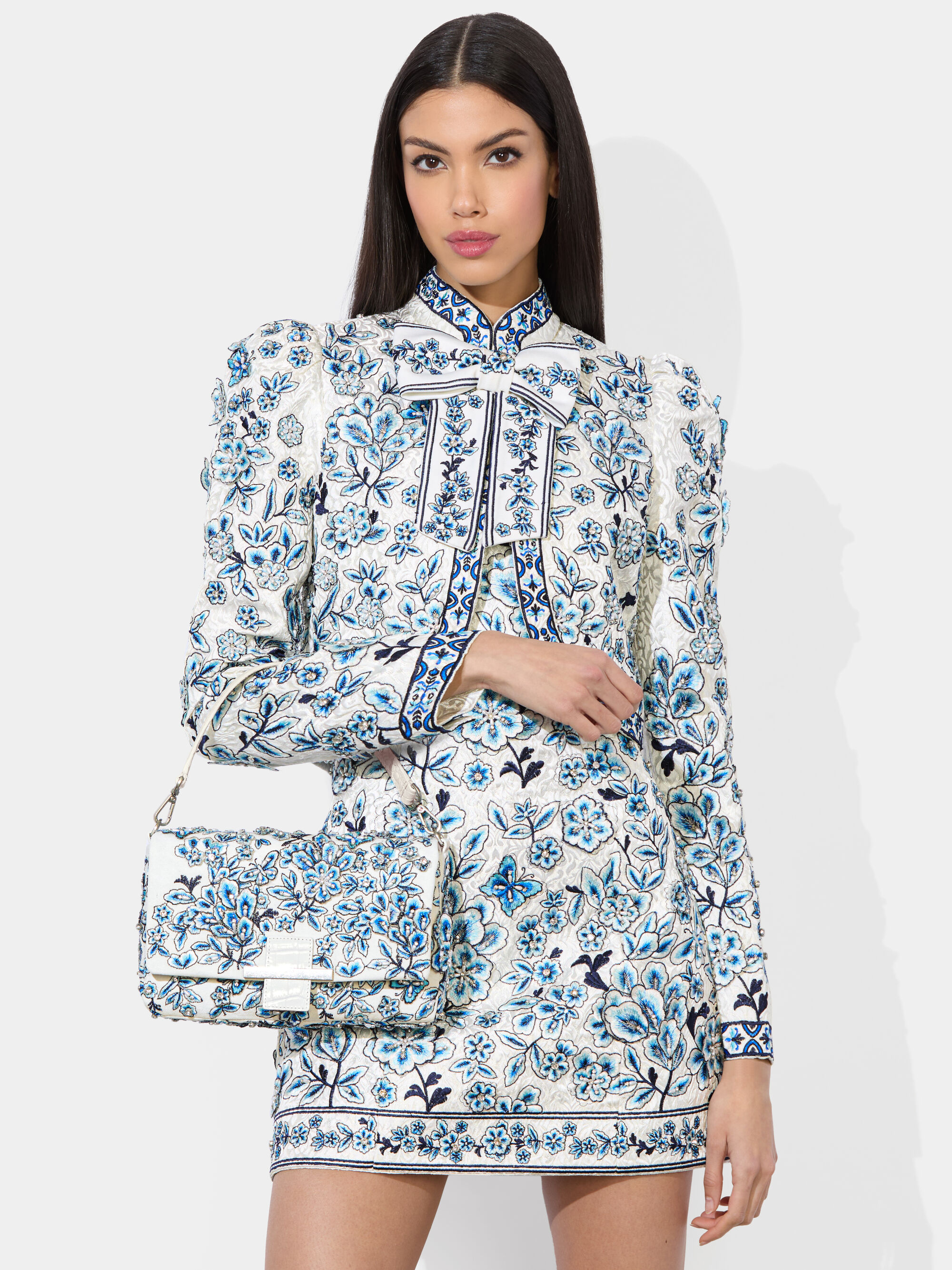 ALICIA SHOULDER BAG in BLUE/OFF WHITE | ALICE + OLIVIA