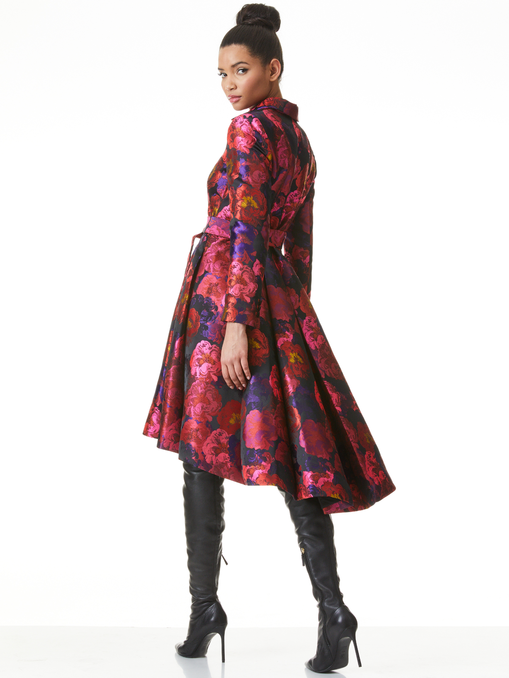 Bain Floral High Low Coat In Black/multi | Alice + Olivia