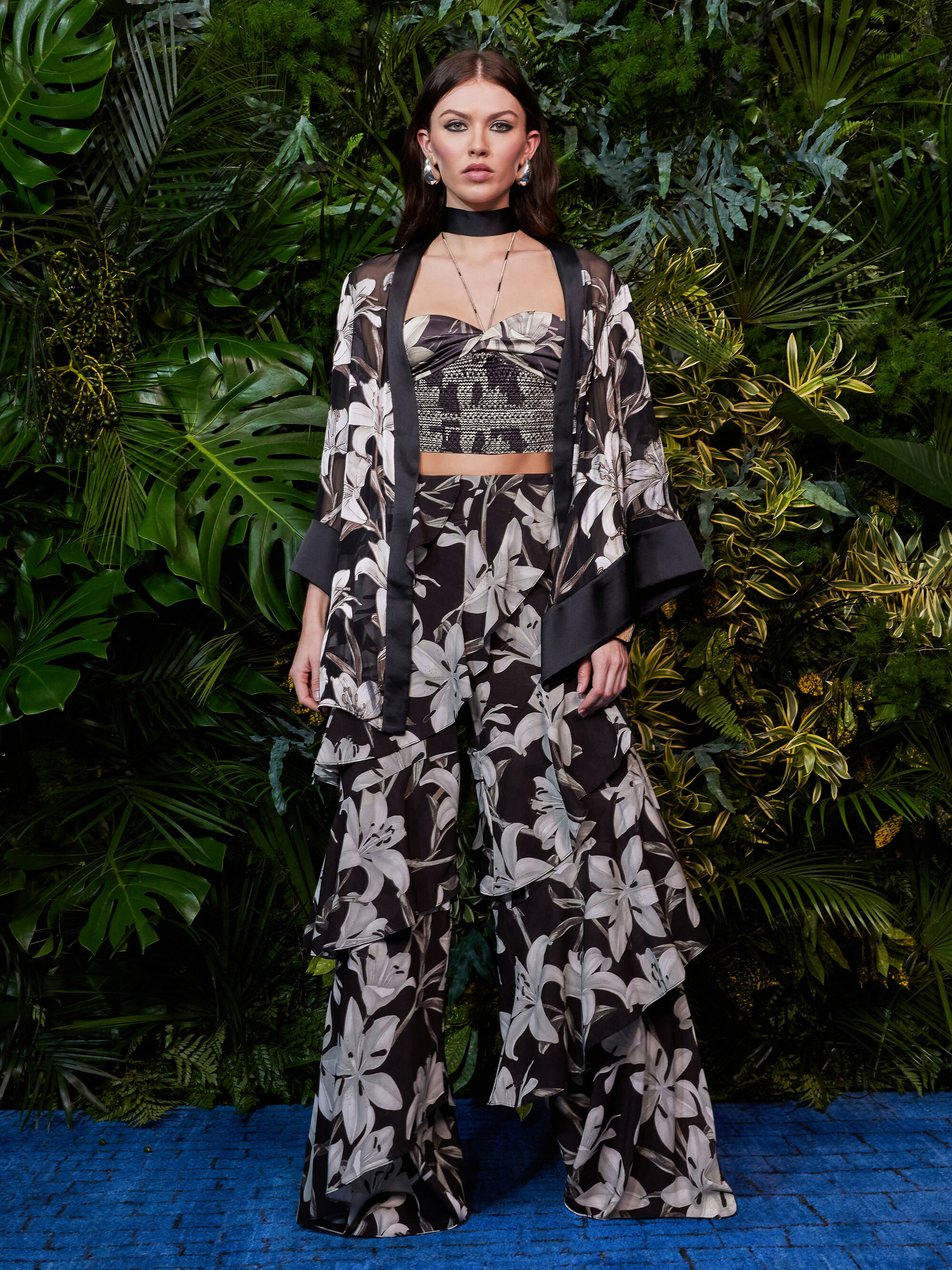 LOTUS HIGH RISE WIDE LEG RUFFLE PANT in STARGAZER BLACK LG | ALICE + OLIVIA