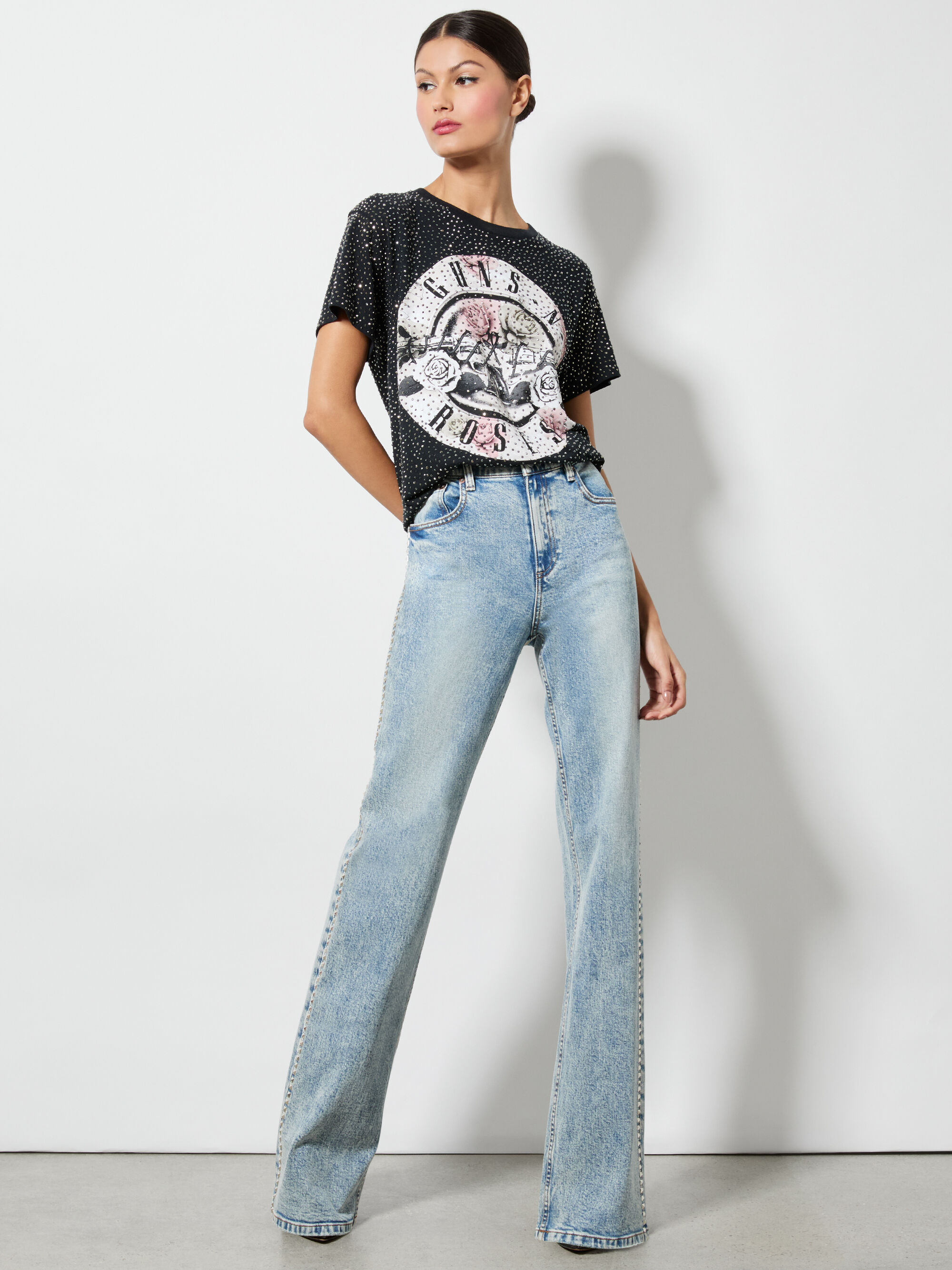 ALVERA EMBELLISHED TEE in BLACK MULTI | ALICE + OLIVIA