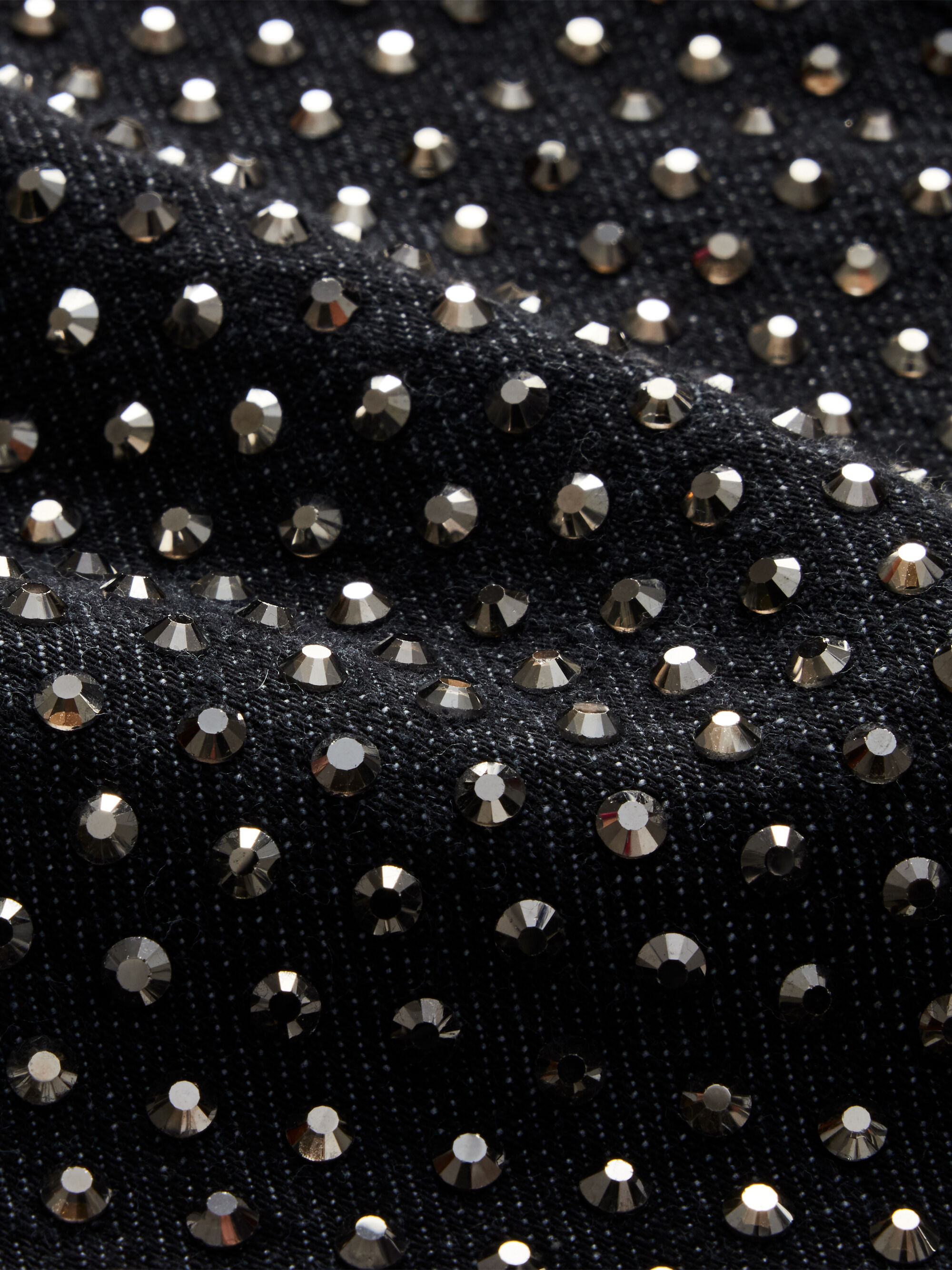 TRISH EMBELLISHED JEAN in MAYA CHARCOAL BLACK/HEMATITE | ALICE + OLIVIA