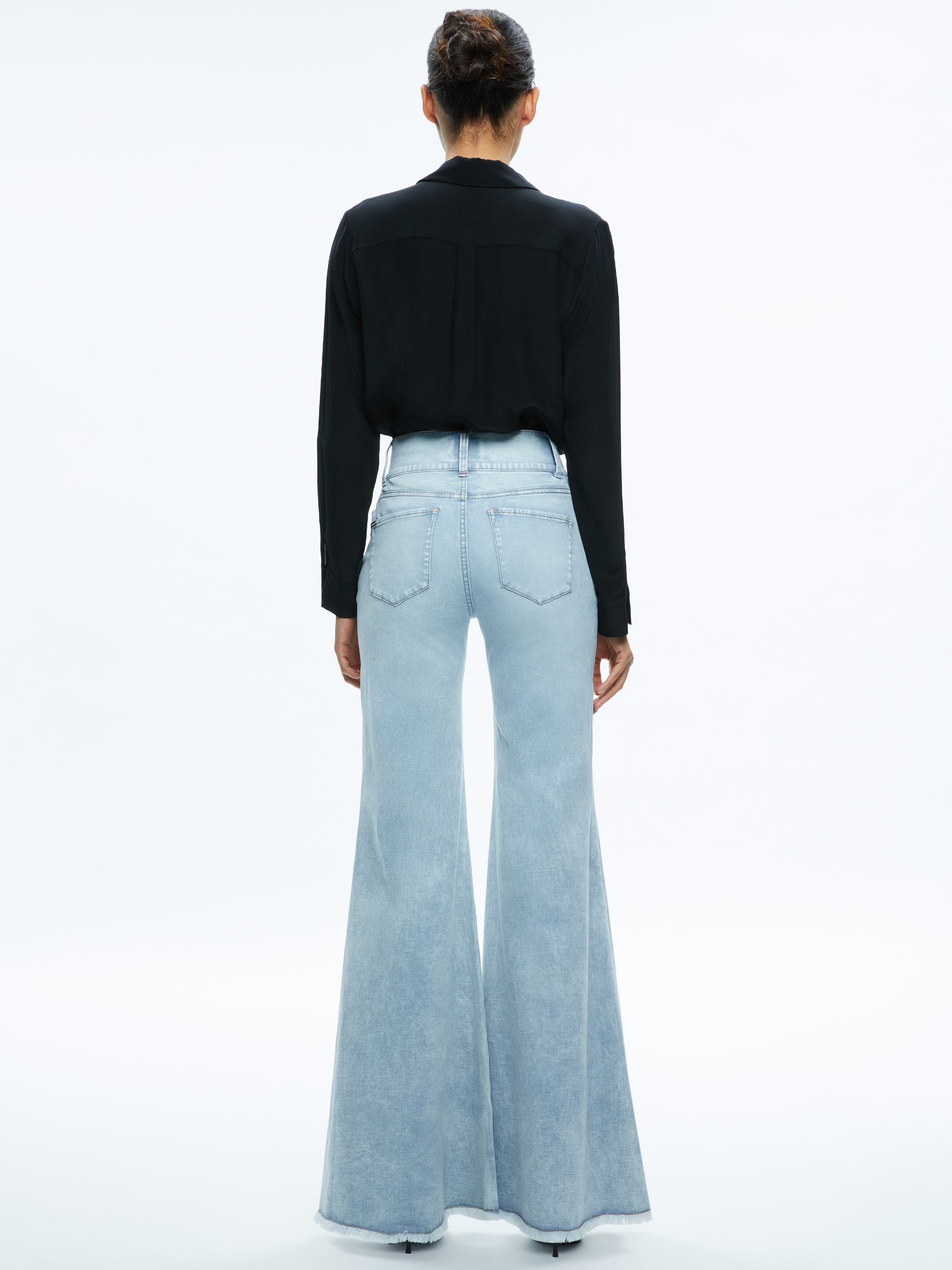 Beautiful Jean In Bleached Lightning Blue | Alice + Olivia
