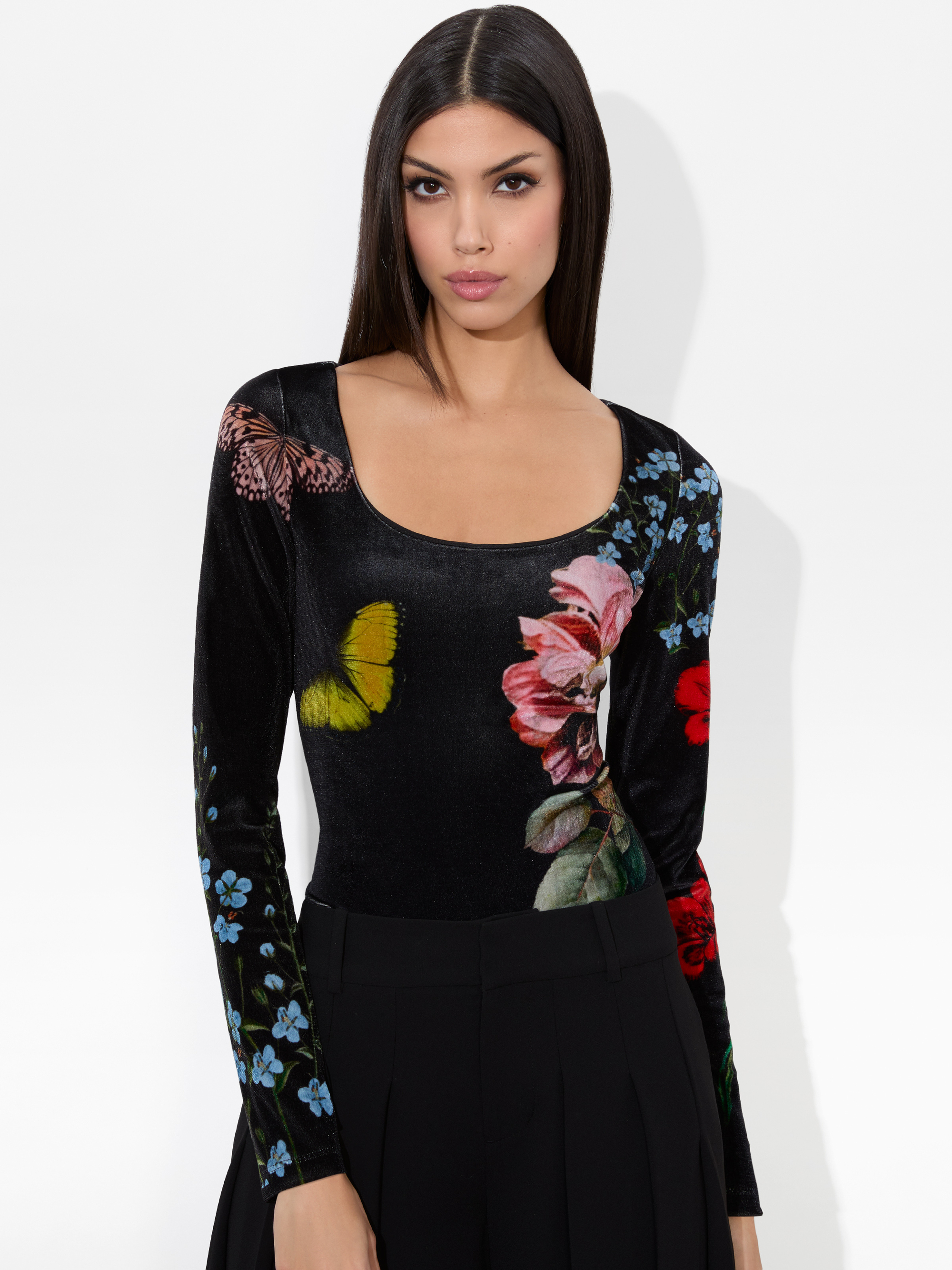 Delaina Velvet Top In In The Wind Floral | Alice + Olivia